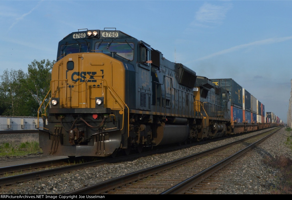 CSX 4760
